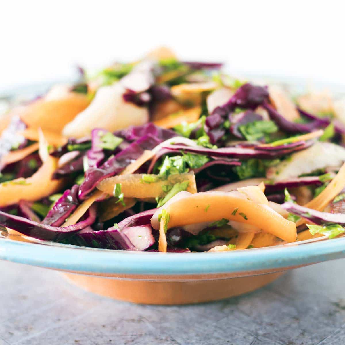 Kohlrabi slaw with red cabbage and carrot - Cook Veggielicious