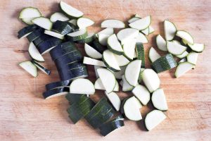 How to cook courgettes - Cook Veggielicious