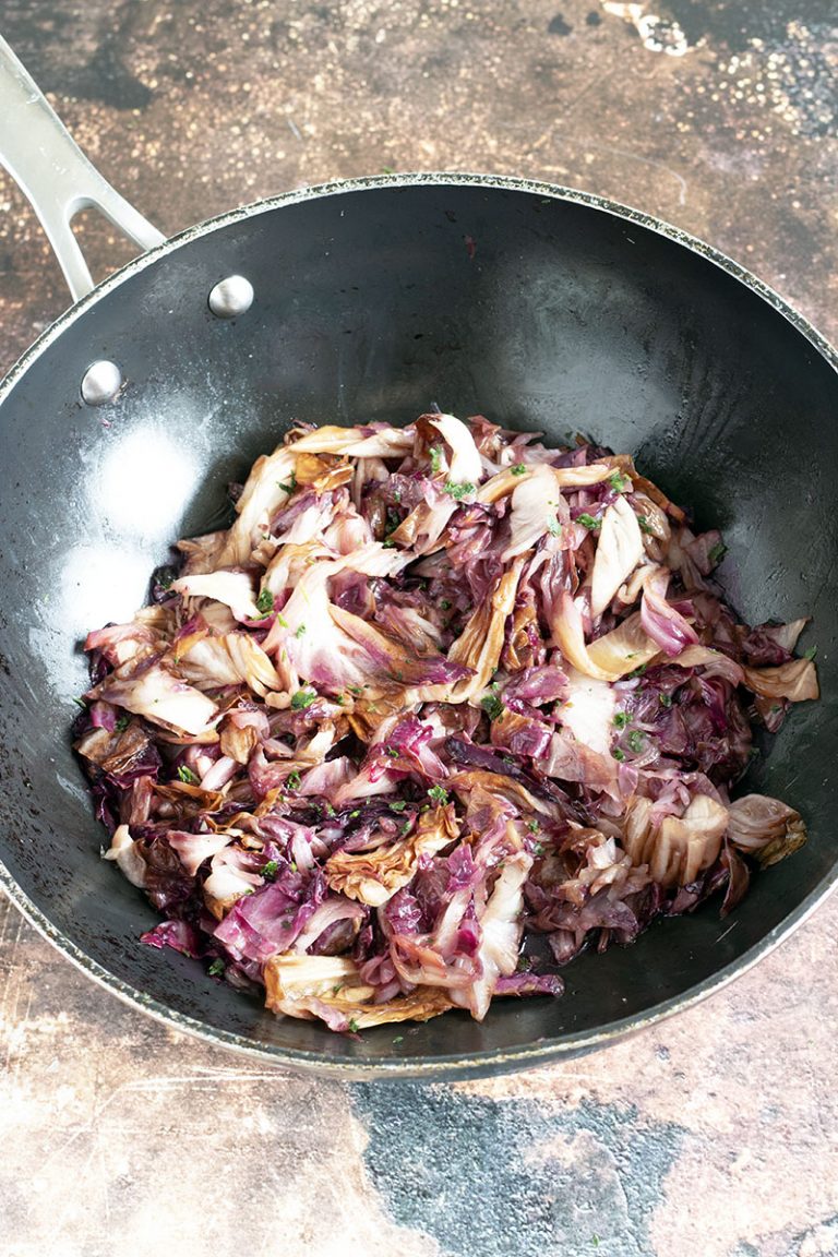 How to cook radicchio - Cook Veggielicious