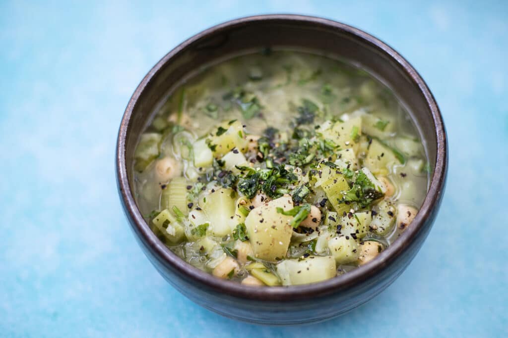 Leek, chickpea and broccoli stalk soup - Cook Veggielicious
